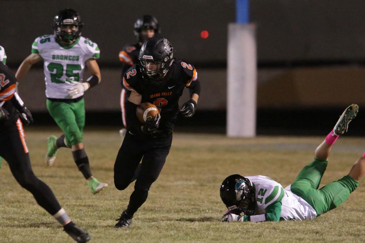 Blackfoot rallies past Idaho Falls to win district football title ...