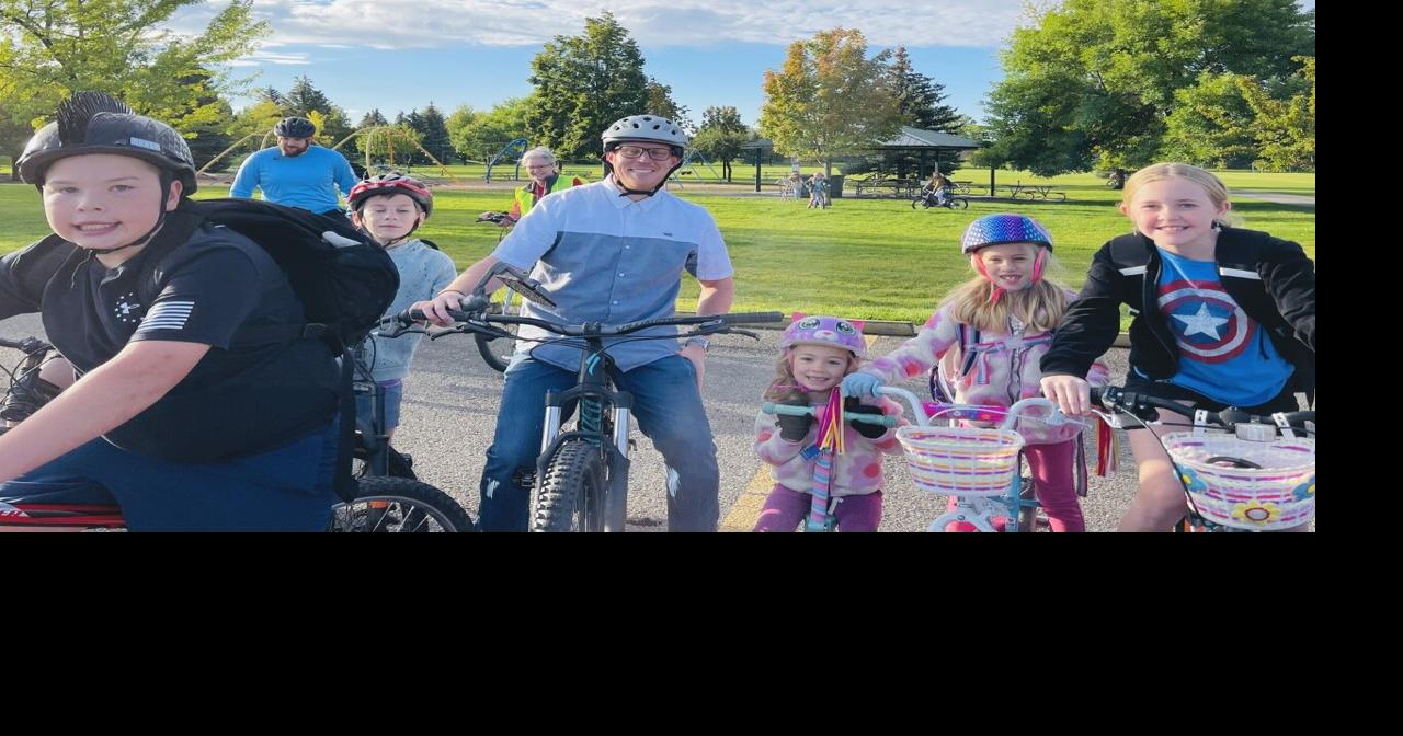 Edgemont principal leads students on bike ride to school | Education ...