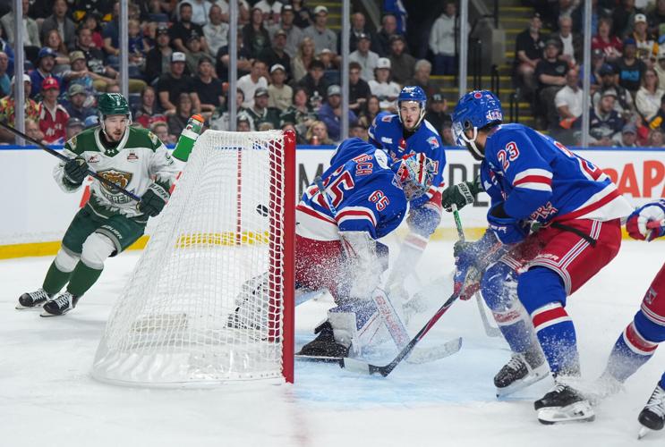 Kitchener Rangers beat the Everett Silvertips 6-2 to win the Memorial ...