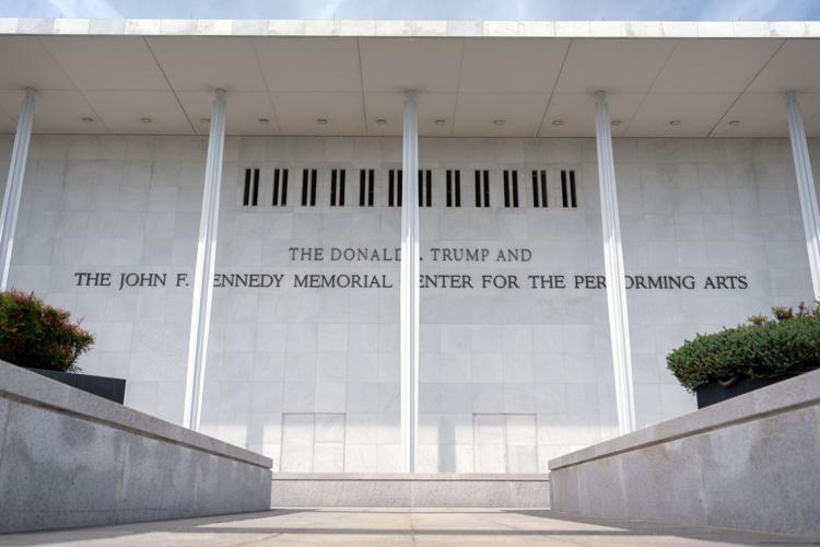 America split from monarchy 250 years ago. Trump's presidency is ...