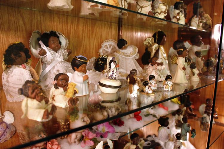 Wisconsin museum with large angel collection is closing | Smart Living ...