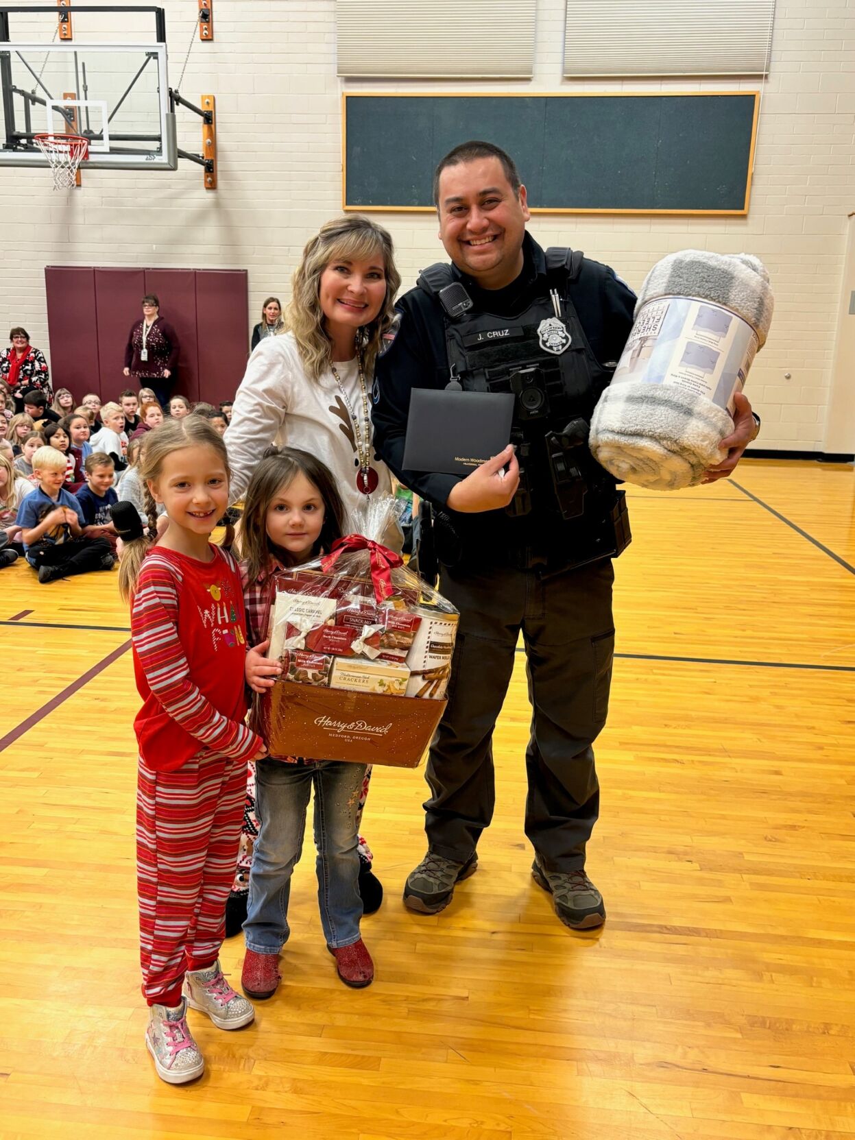 Officer Cruz named Hometown Hero by Modern Woodman | News ...