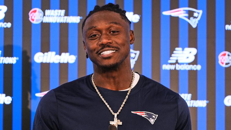 A.J. Brown in 'awe' to join childhood favorite Patriots, declines to ...
