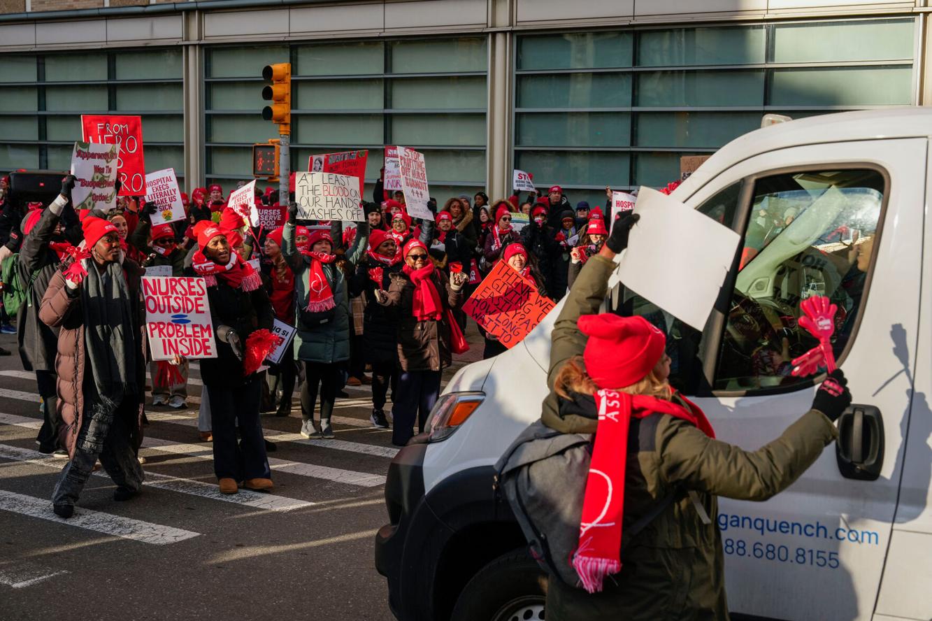 Thousands of nurses go on strike at several major New York City ...