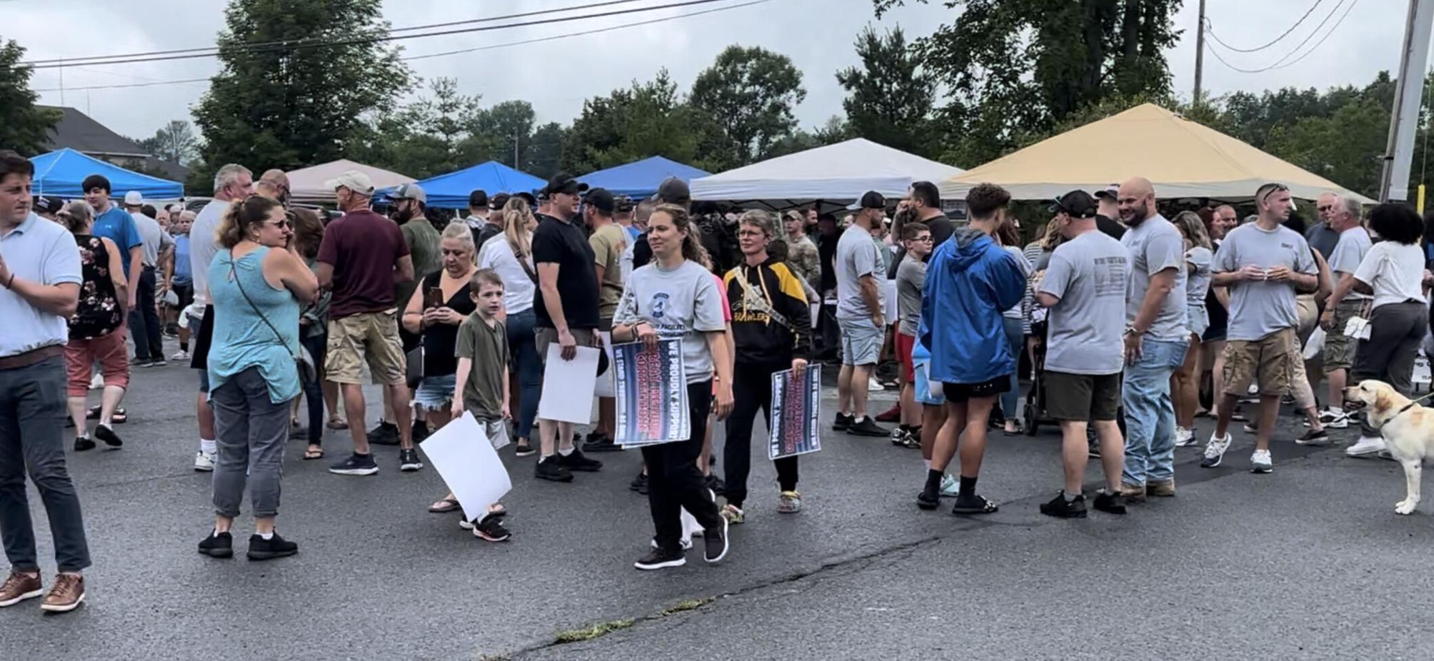 New York: Prison rally draws 1,000 people, politicians