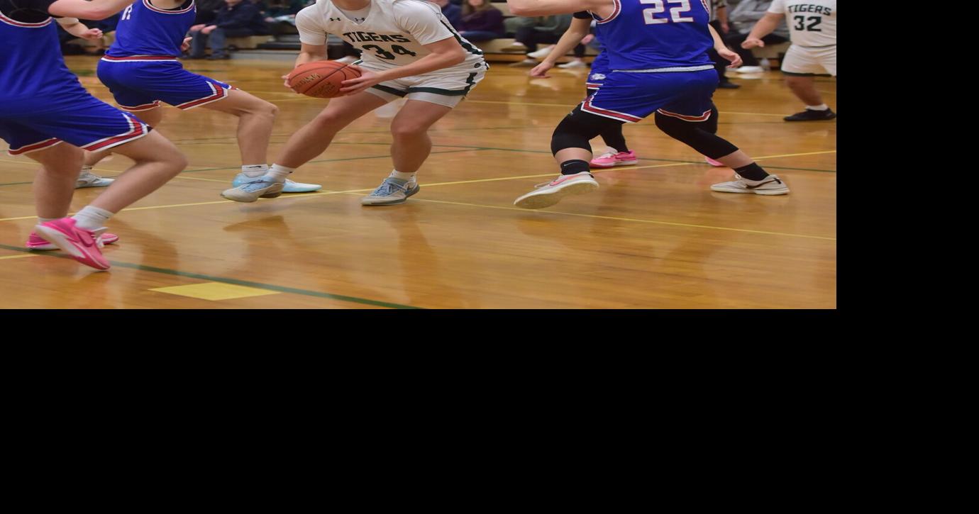 Smith, Hardwick lead Hudson Falls boys basketball past B-P