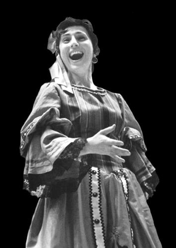 Sylvia (Smith) Horwitz