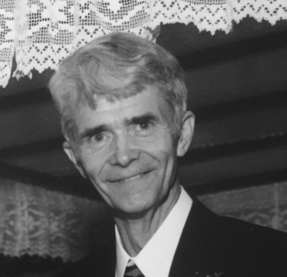 Kenneth Gilman French