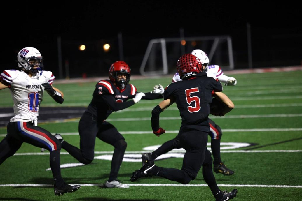 Baker leads Glens Falls to Class B football semifinal win