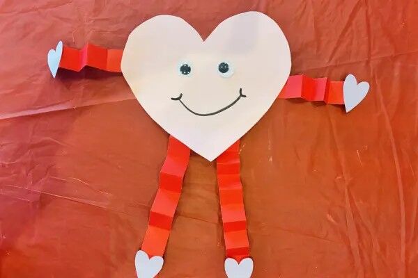 Chapman Museum family craft: Paper Heart People