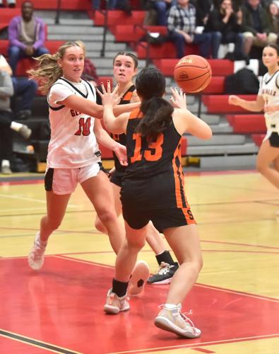Freshmen Hirsch, Viger lead Glens Falls girls basketball