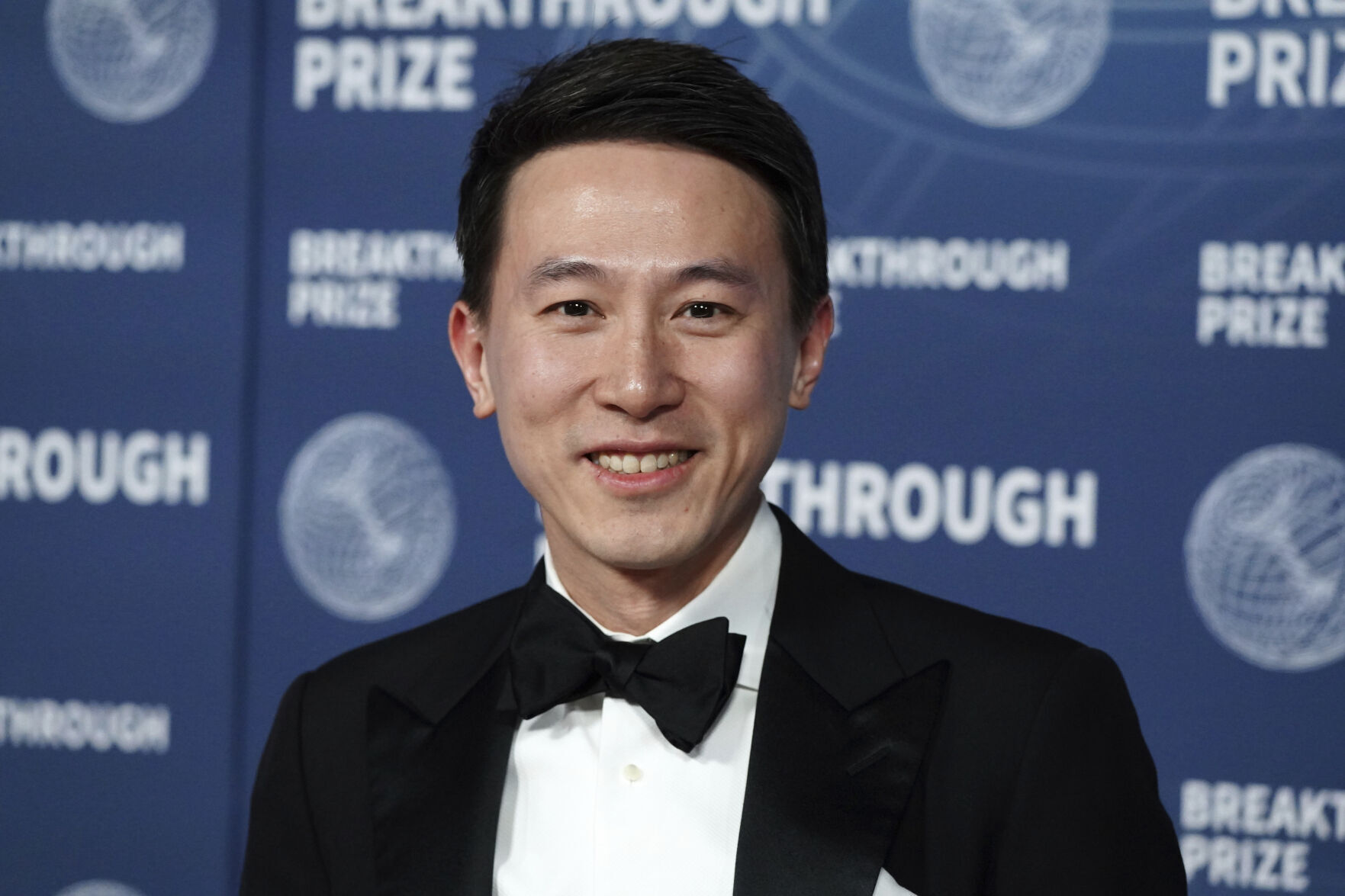 TikTok finalizes deal to form new American version of app