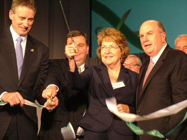 Irving Tissue opens expanded plant in Fort Edward to chorus of praise