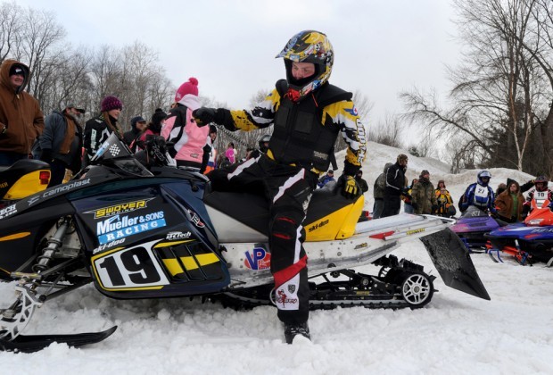Jessey Mueller finding success in snowmobile racing