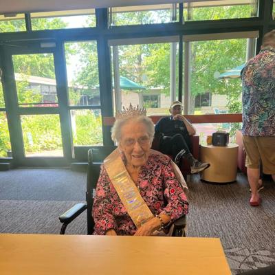 Saratoga senior celebrates her 111th birthday