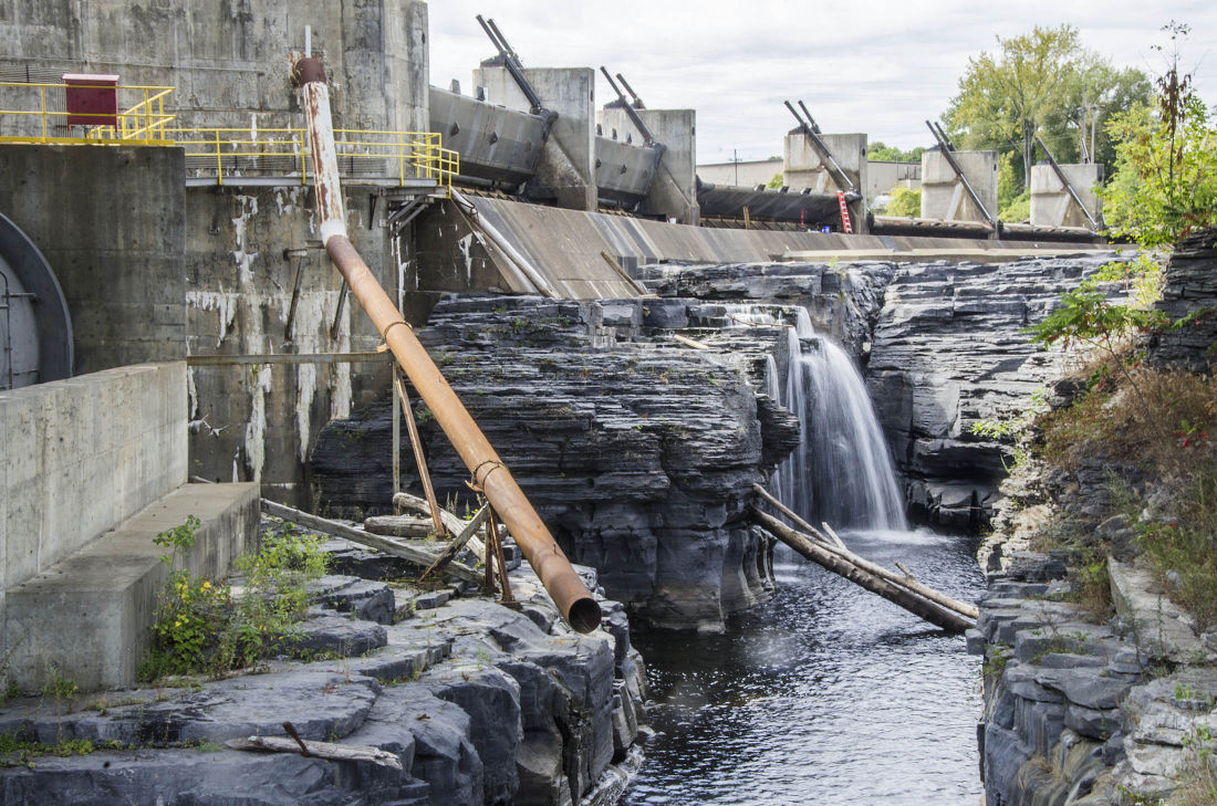 River drop leaves boats high and dry | Local | poststar.com