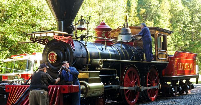 Leviathan No. 63 steam engine assembled at Corinth depot