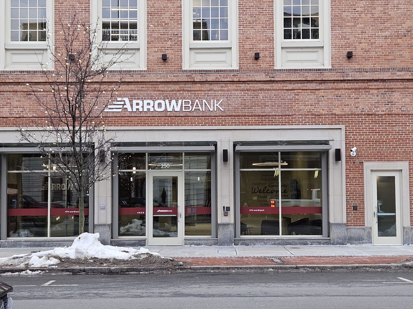 Arrow Financial Corporation announces Adirondack Bank merger