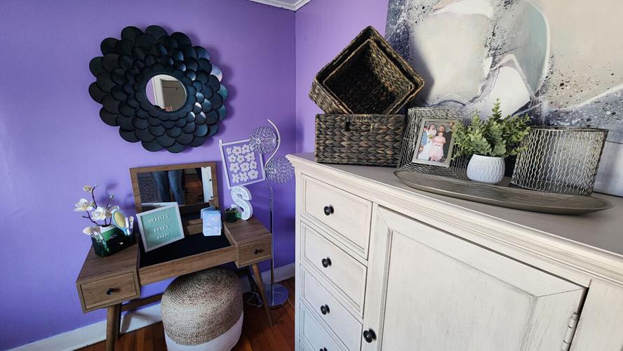 Bus stop club honors Sibling Stars for their selfless acts