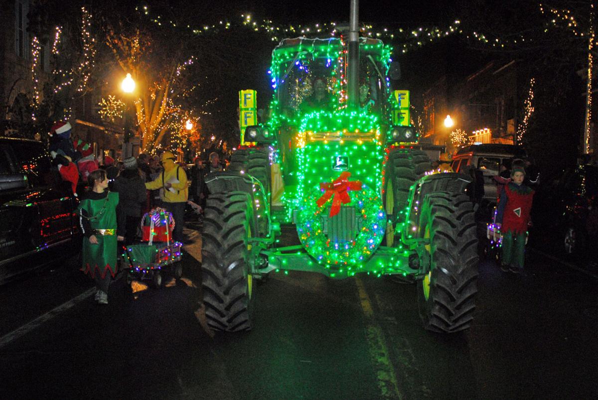 WEEKEND: Many holiday events on tap, from lighted tractors to pops concert