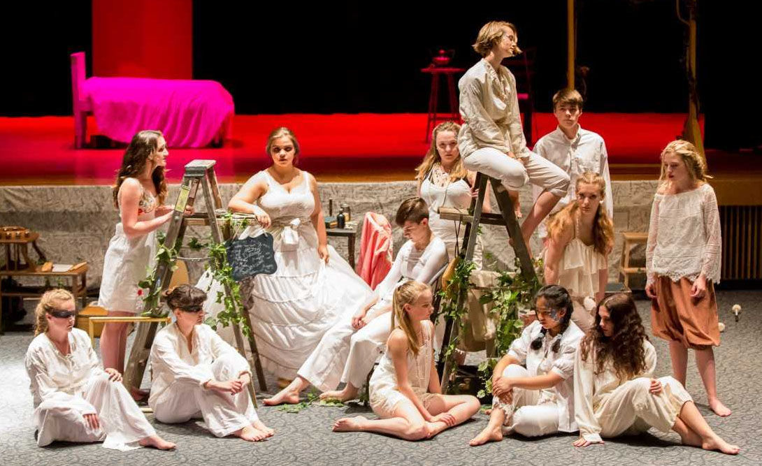 Theatre troupe seeks teen actors