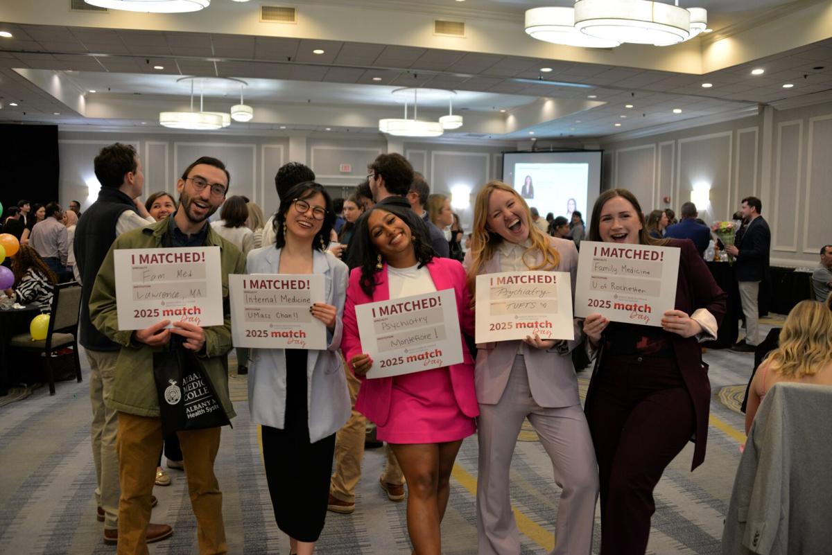 Med students learn residency assignments on Match Day