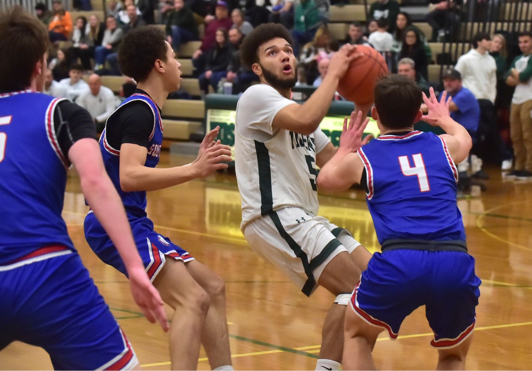 Brady Smith scores 32 to lead Hudson Falls boys basketball