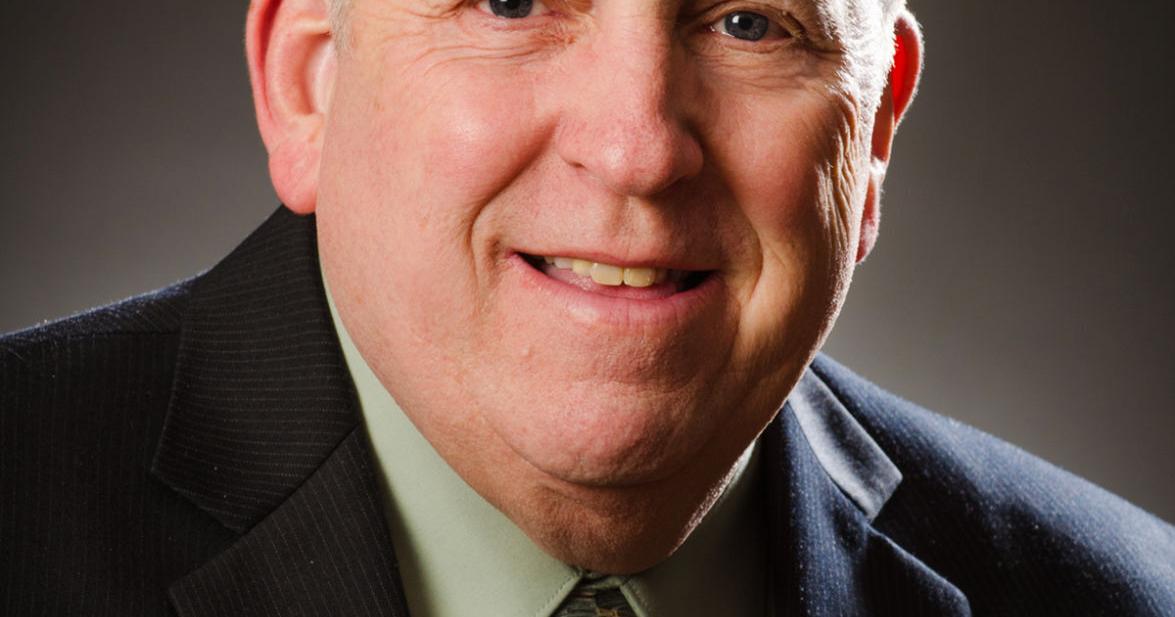 Former Warren County Sheriff Larry Cleveland dies