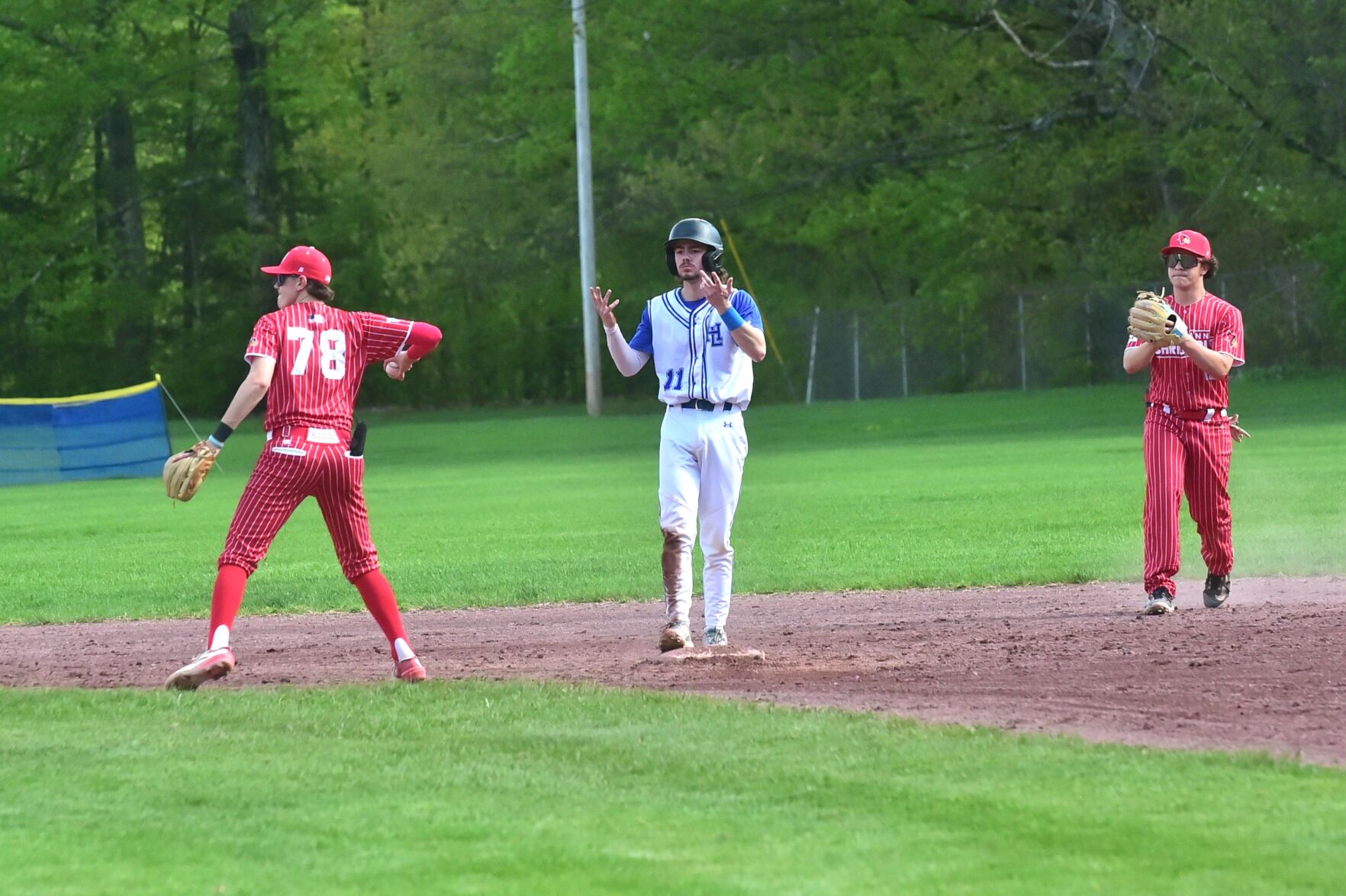 Hadley-Luzerne's Charlebois wins baseball pitchers' duel