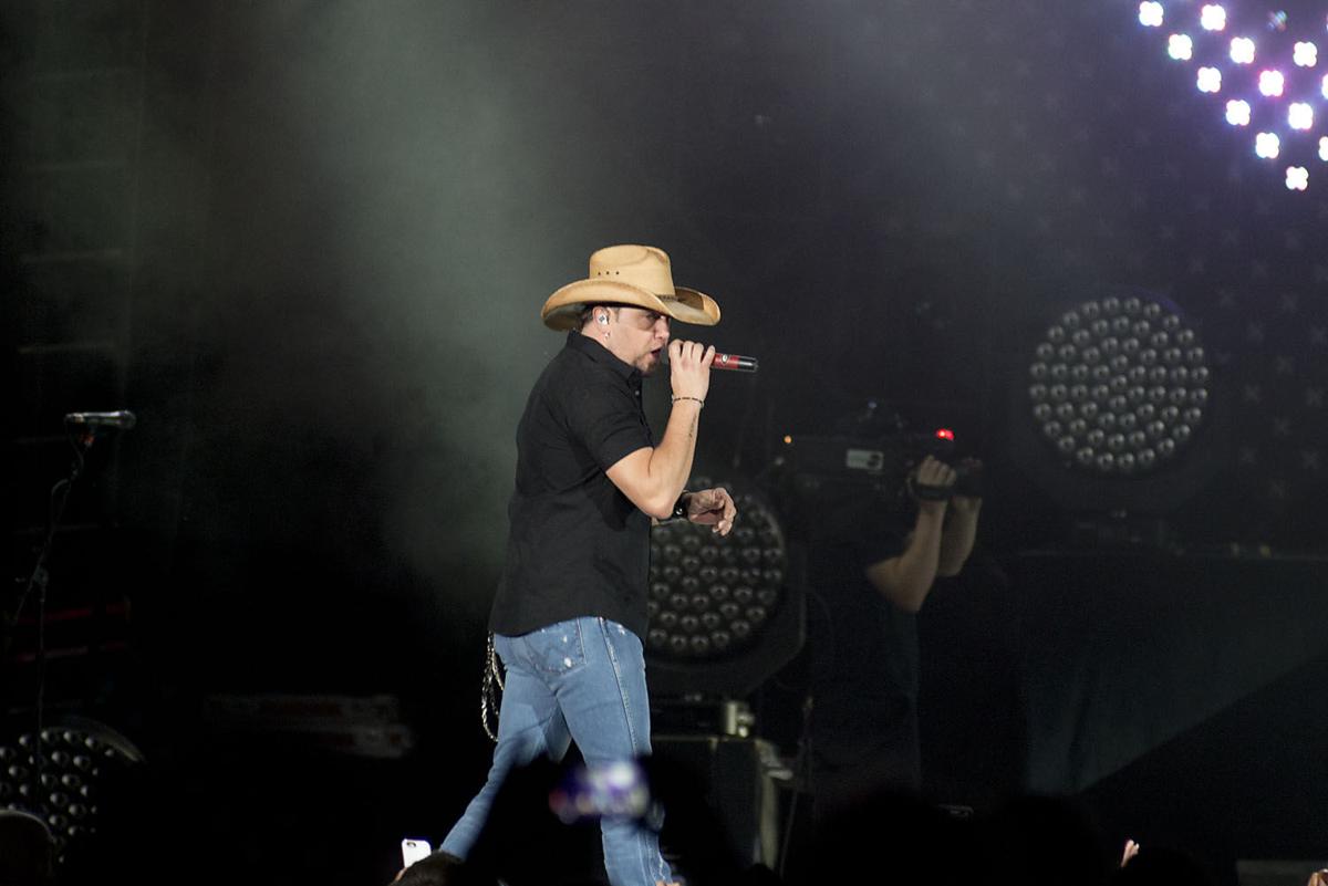 Jason Aldean treats Boardwalk Hall show as birthday party | Lifestyles ...
