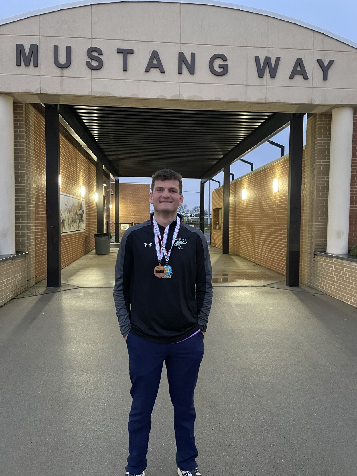 Mainland finished 2nd in team, Mustangs senior Xander Matik 4th in ...