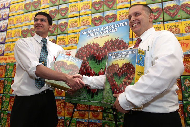 ShopRite workers are face of Cheerios for fighting hunger in local ...