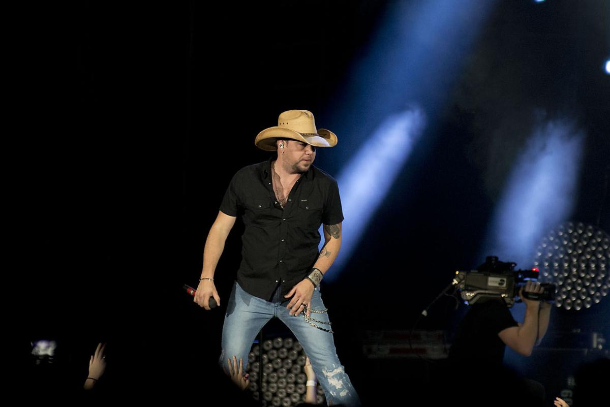 Jason Aldean treats Boardwalk Hall show as birthday party | Lifestyles ...