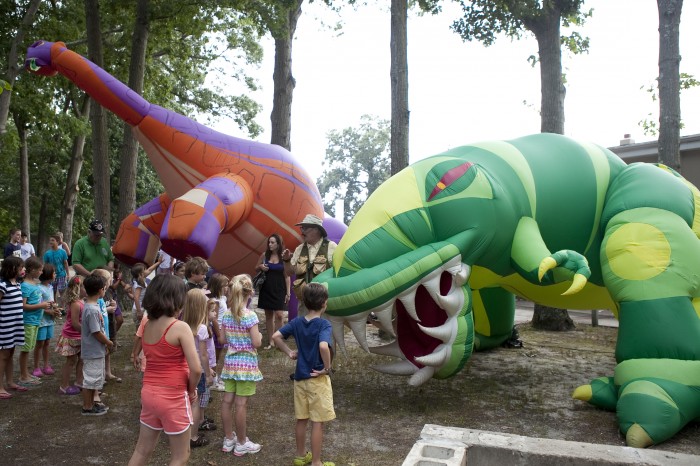 Dinoman brings hands-on look at dinosaurs to Absecon