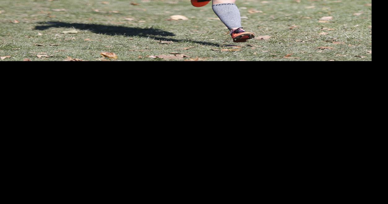 Devon Grisbaum of Ocean City wins cross country Meet of Champions