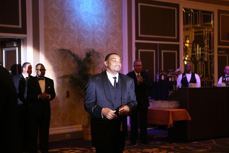 Maxwell Awards honor football's best in Atlantic City