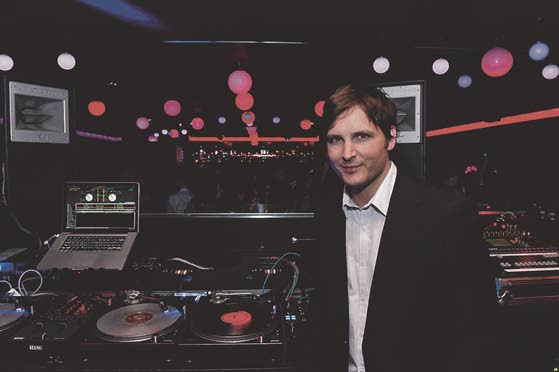 Scott Cronick's Casino Action: Resorts' Torch club, White House at Taj ...