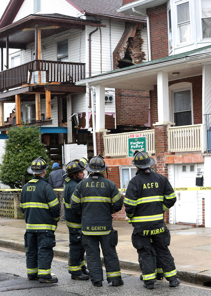 Chimney collapses in Atlantic City | Latest Headlines ...