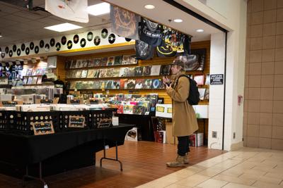 What is the future of the Hamilton Mall in Mays Landing?