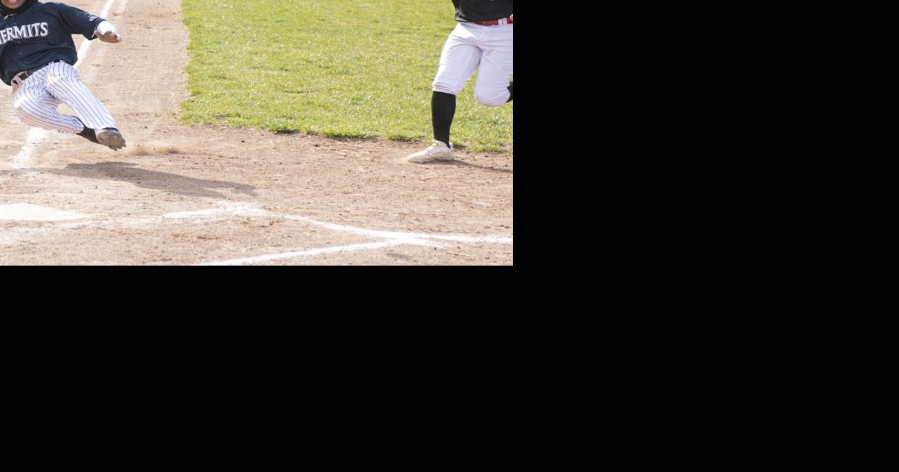 Josiah Ragsdale's 2-run triple helps No. 1 Hermits beat No. 2 Kingsway