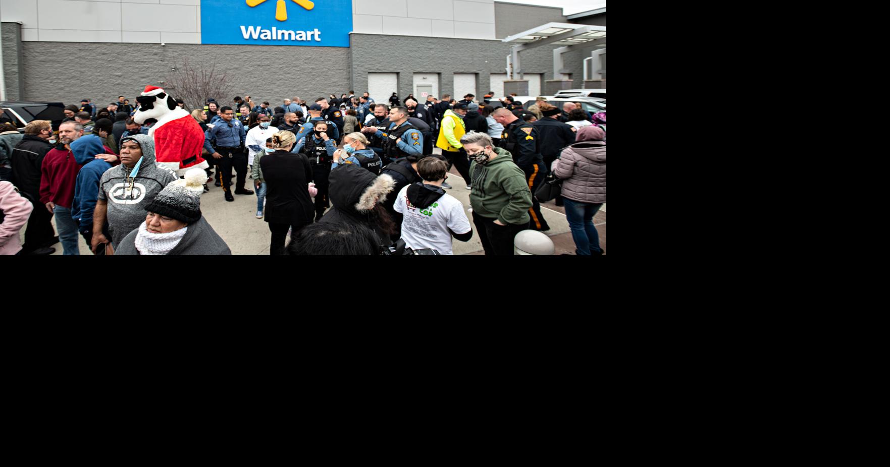 PHOTOS from Shop with a Cop at Walmart in Mays Landing