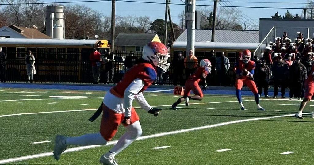 Holy Spirit, Millville win rivalry games; Millville's Brooks breaks ...