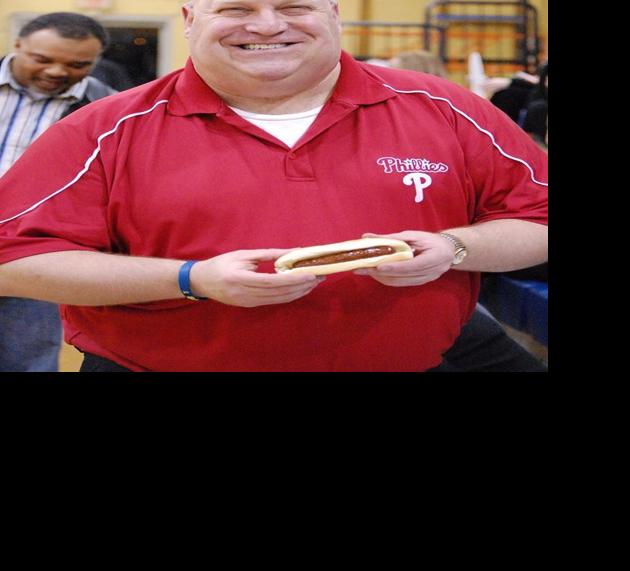 Ex-teacher, sportscaster Pete Thompson released from jail