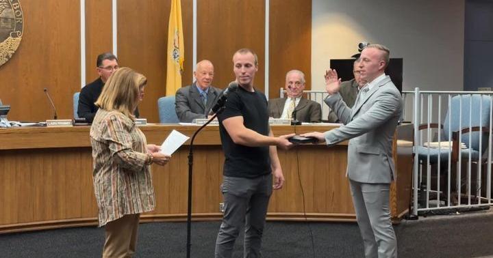 Egg Harbor Township has twin police officers for first time