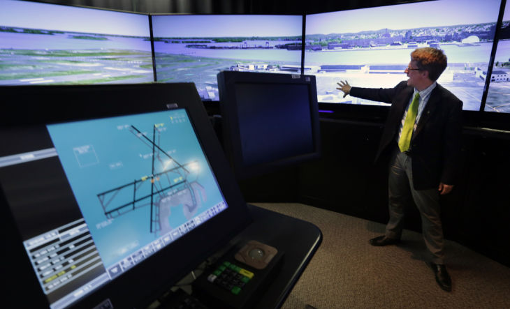 FAA lab using virtual reality to improve aviation safety