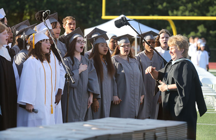 Class of 2014 at EHT High School told to enjoy life