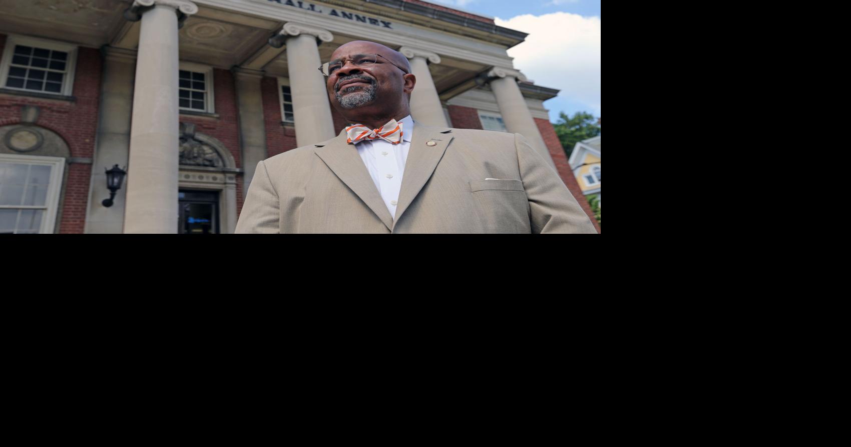 Can Bridgeton's mayor move the city into the future?