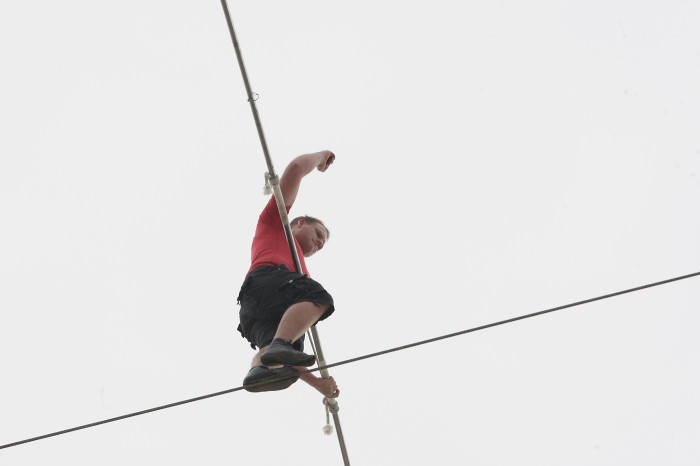 Large crowd watches Nik Wallenda's daredevil high-wire act