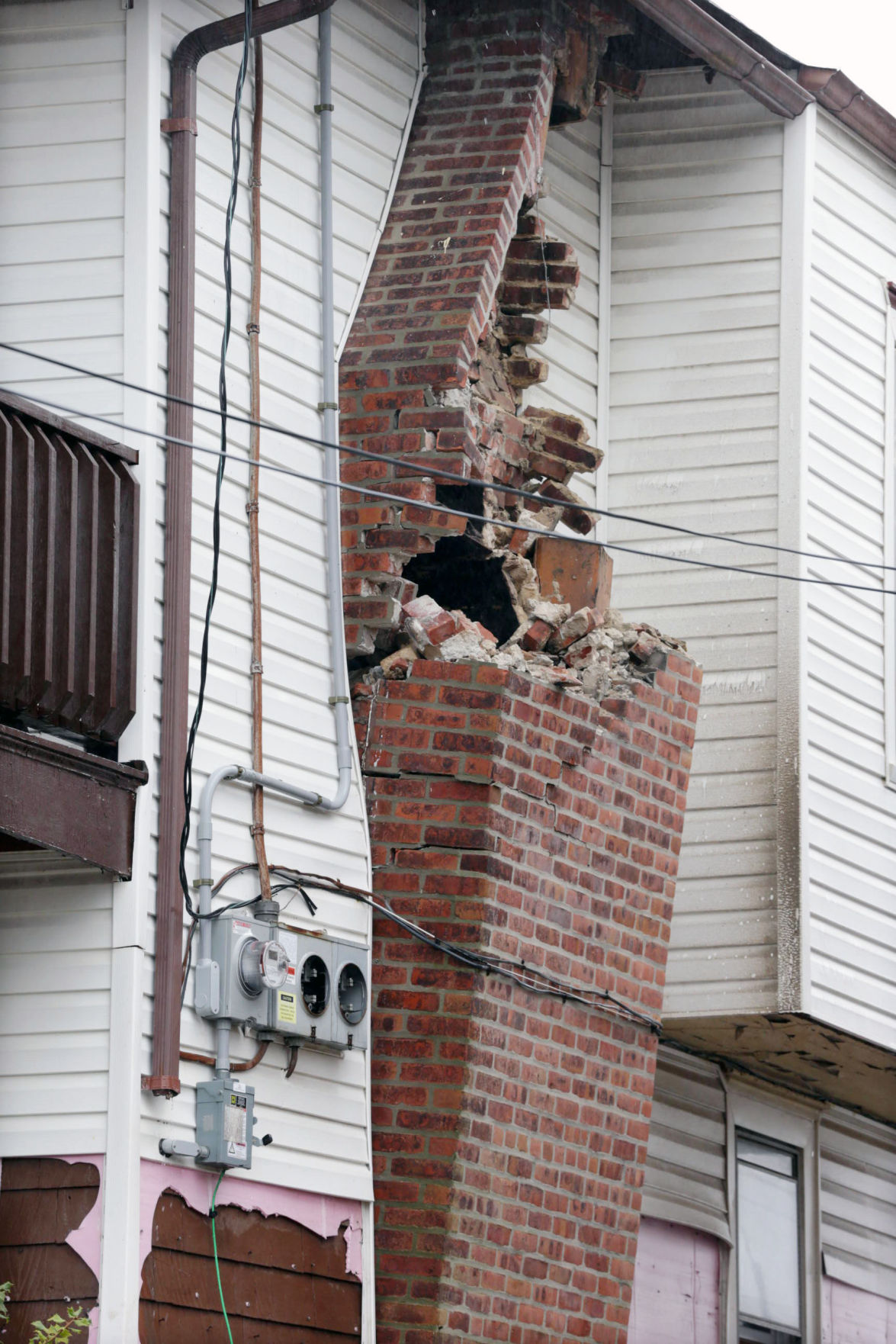 Chimney collapses in Atlantic City | Latest Headlines ...