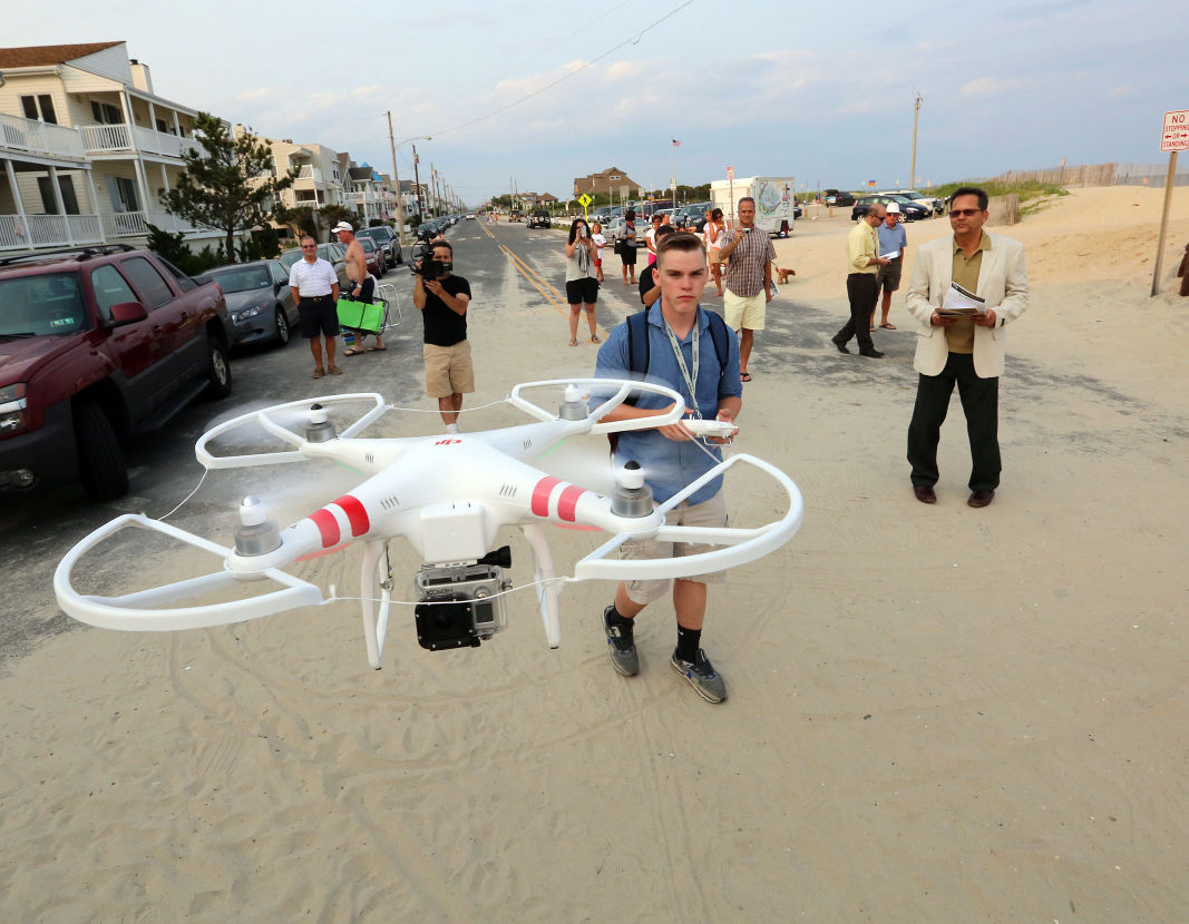 Business use of drones in time-out as FAA weighs rules, rights